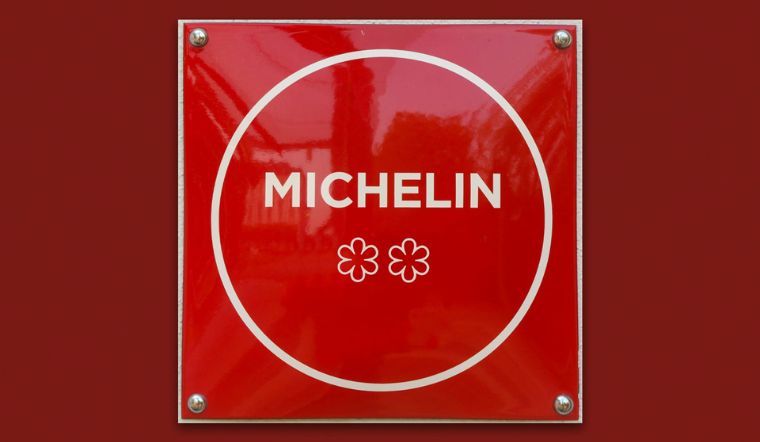 Sao Michelin là gì? Phân biệt Michelin Guide và Michelin Star | KhaiStore.vn